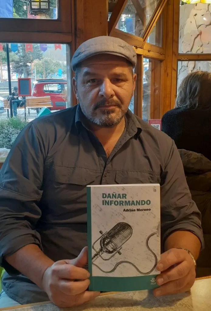 Adrián Moreno, periodista de Radio Nacional LRA 2 Viedma y escritor ...
