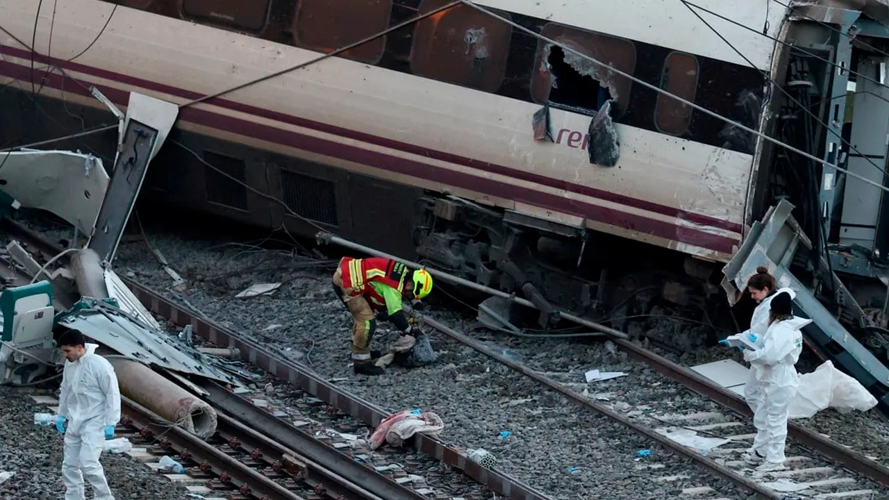 España: un informe preliminar apunta a la rotura de una vía como ...